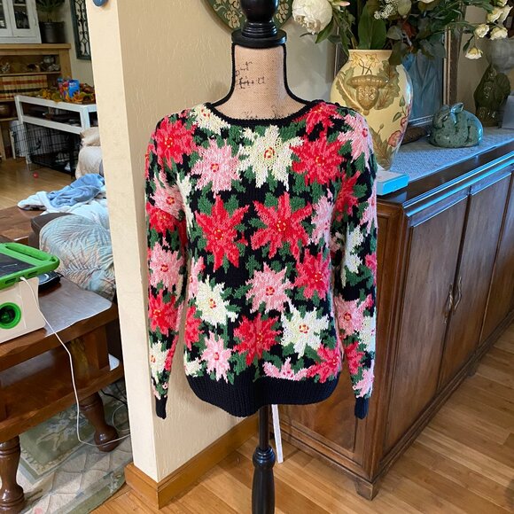 Northern Isles | Sweaters | 8s Poinsettia Sweater | Poshmark